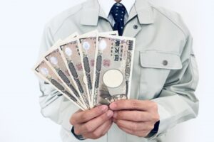 自宅駐車場を貸して稼ぐ！『akippa』 vs 『特P』完全比較で最適な選択法